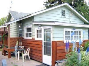 Banff Beaver Cabins | Banff, Alberta, Canada
